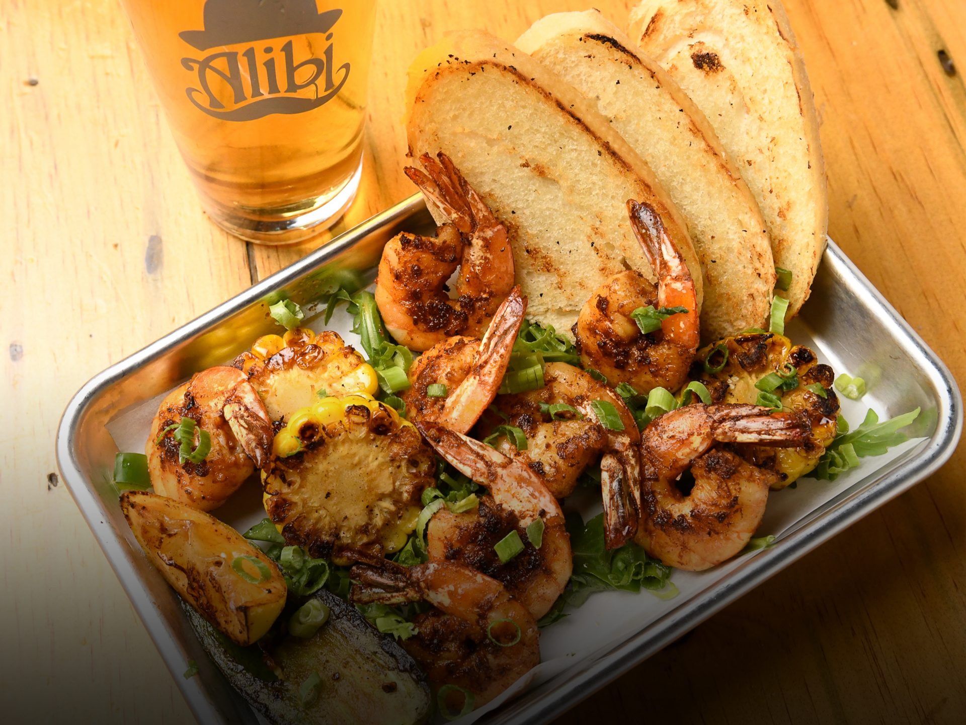 Truckee Public House I Largest Outdoor Beer Garden | Alibi Ale Works
